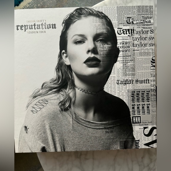 Taylor Swift | Media | Taylor Swift Reputation Stadium Tour Vip Box 28 ...